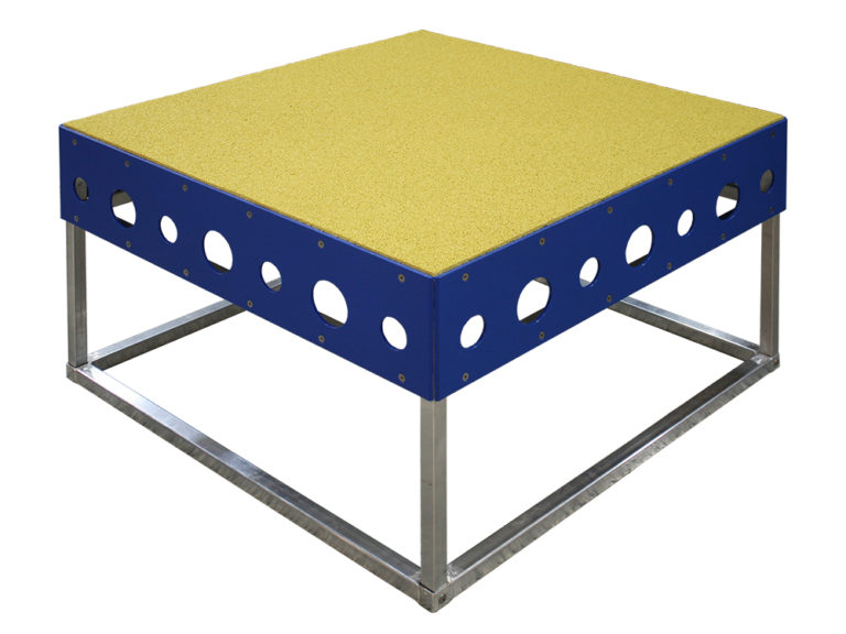 Pause Table - Stone Mountain Pet Products